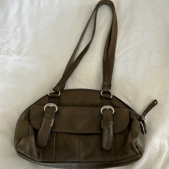 Stone Mountain Accessories | Bags | Stone Mountain Bag | Poshmark